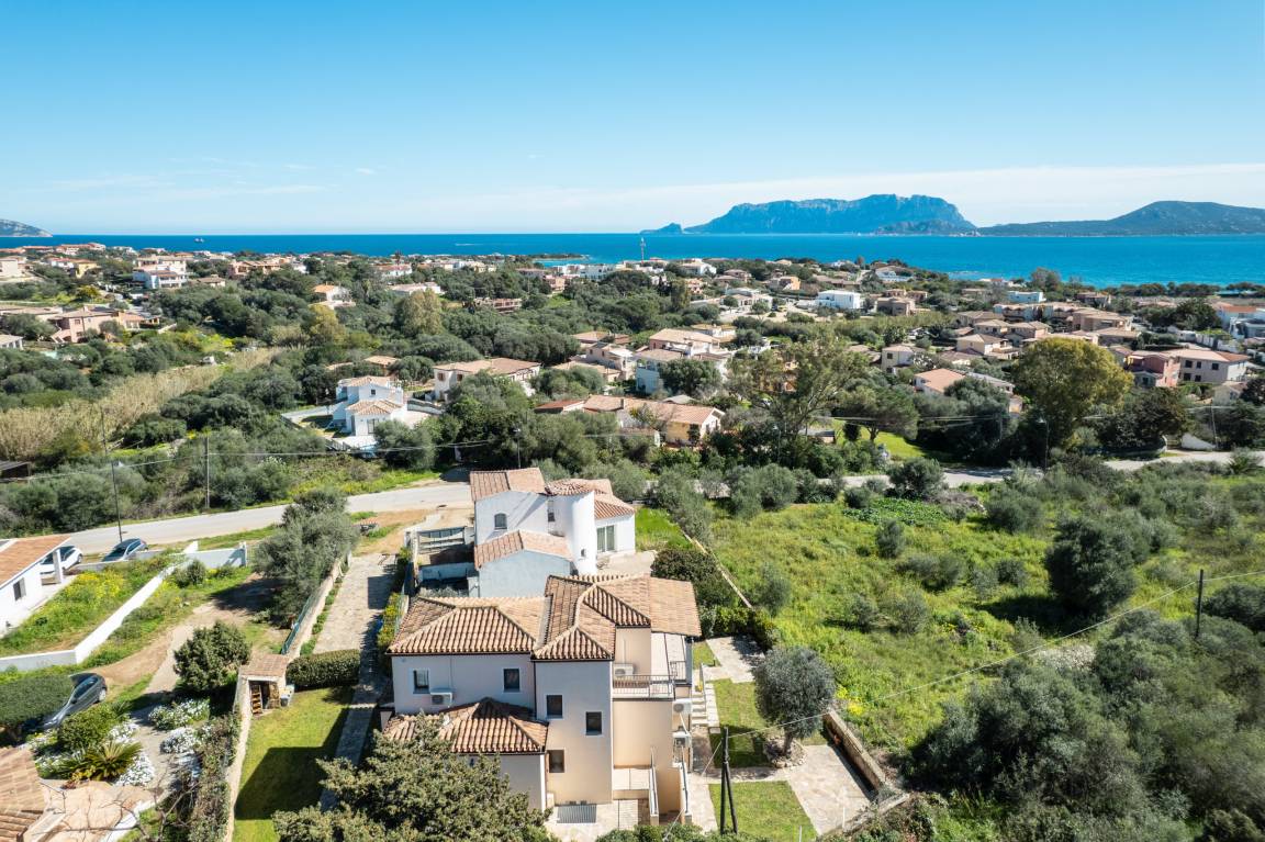 96 M² Chalet ∙ 4 Habitaciones ∙ 7 Huéspedes - Golfo Aranci