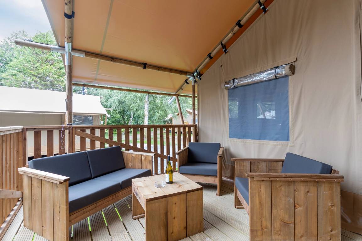 65 M² Tent ∙ 3 Bedrooms ∙ 6 Guests - Belgium