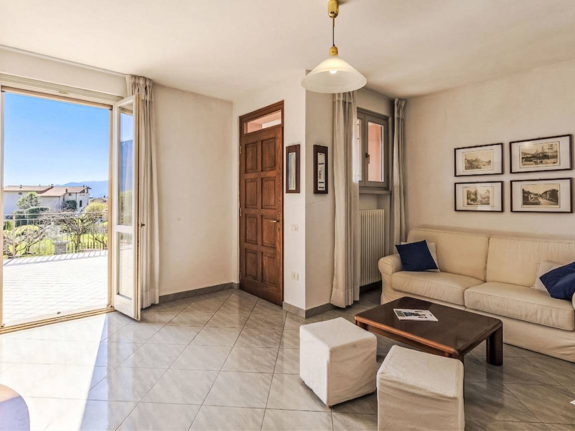 75 M² Ferienwohnung ∙ 2 Schlafzimmer ∙ 4 Gäste - Domaso