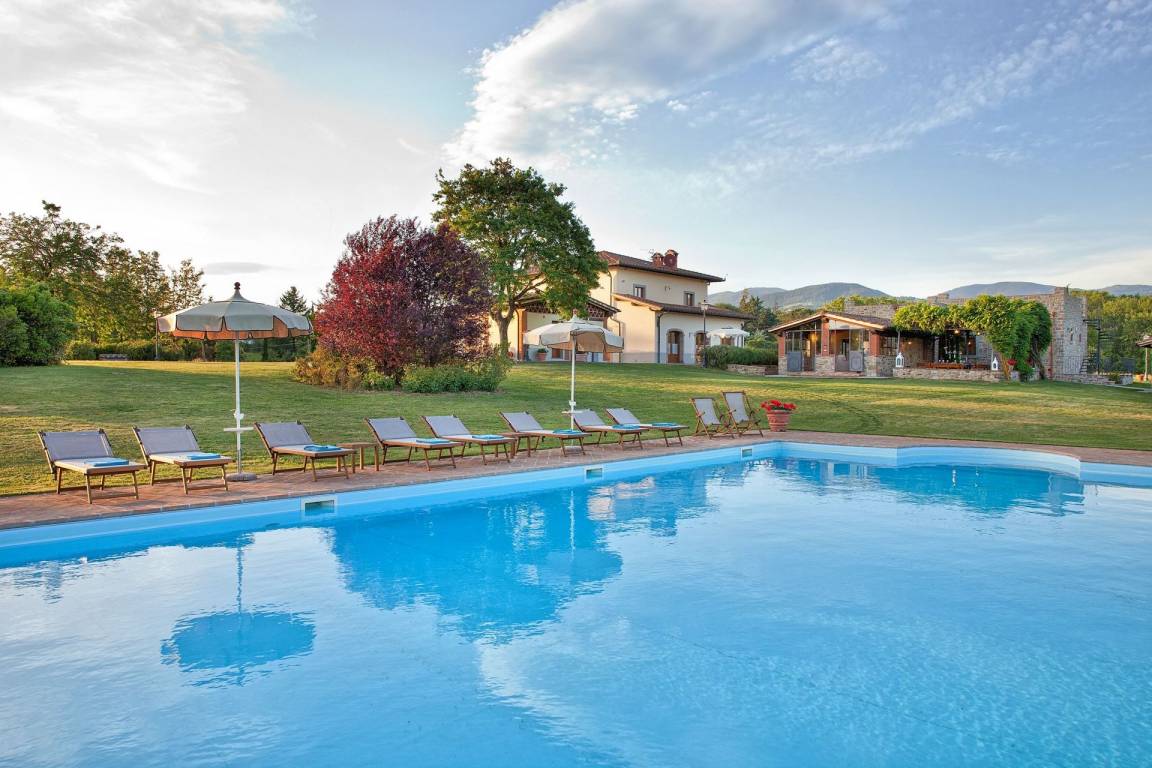 Villa ∙ 8 Schlafzimmer ∙ 18 Gäste - Poppi