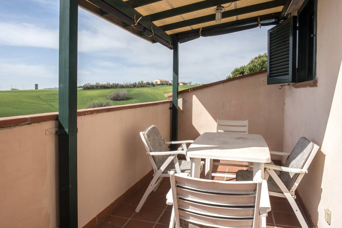 65 M² Huoneisto ∙ 2 Makuuhuonetta ∙ 4 Vierasta - Ancona