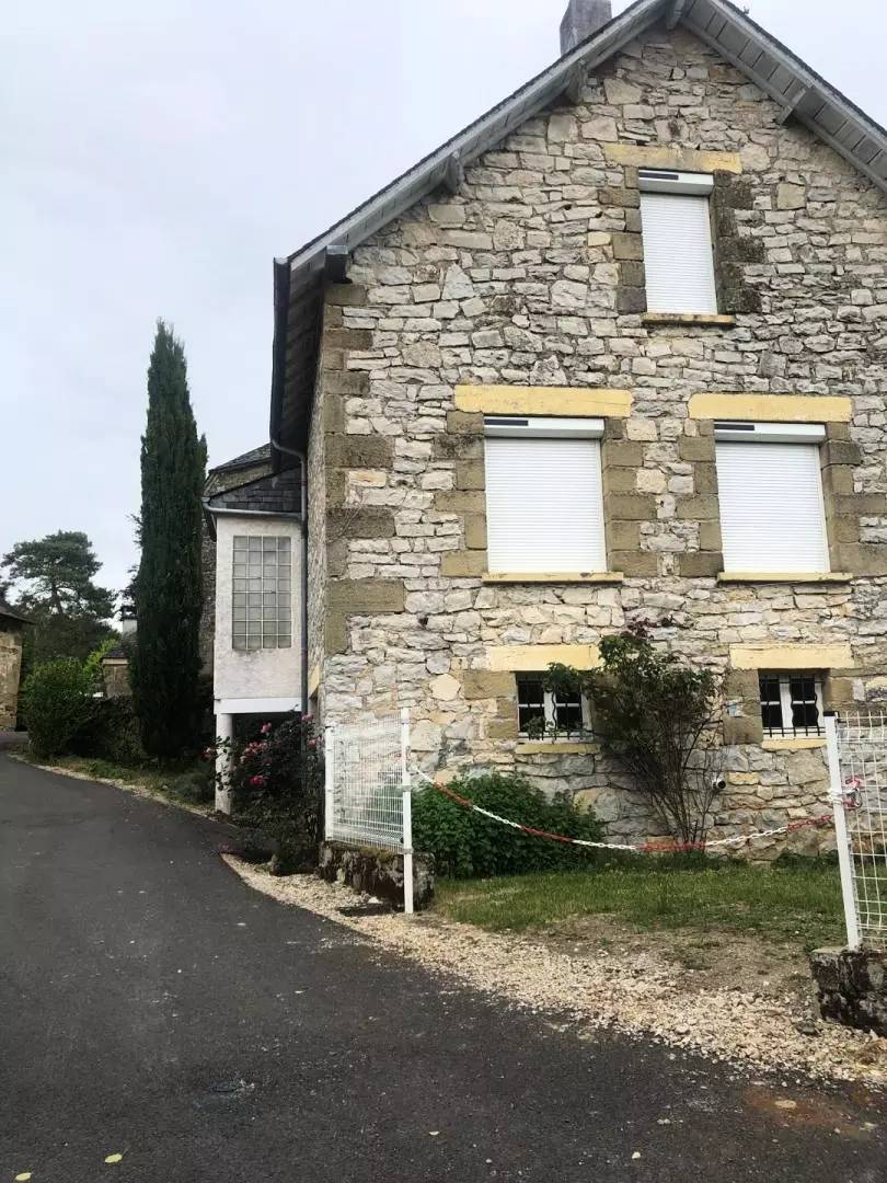 100 M² Maison De Vacances ∙ 2 Chambres ∙ 4 Personnes - Brive-la-Gaillarde