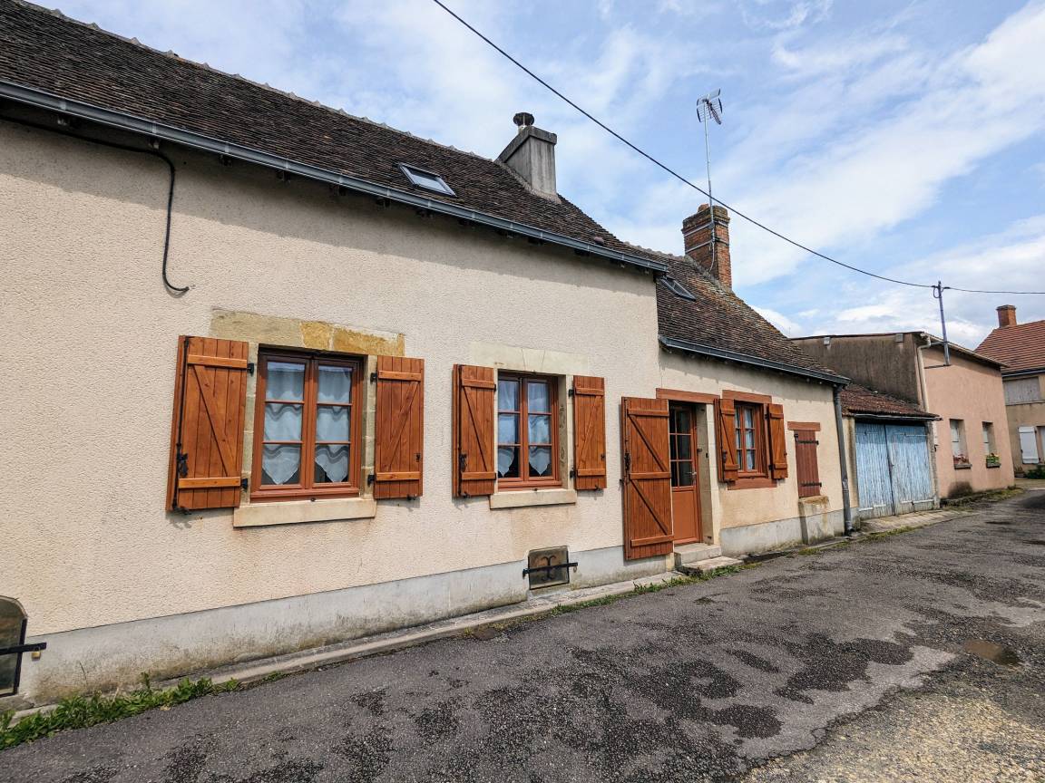 80 M² Cottage ∙ 2 Bedrooms ∙ 5 Guests - Loire