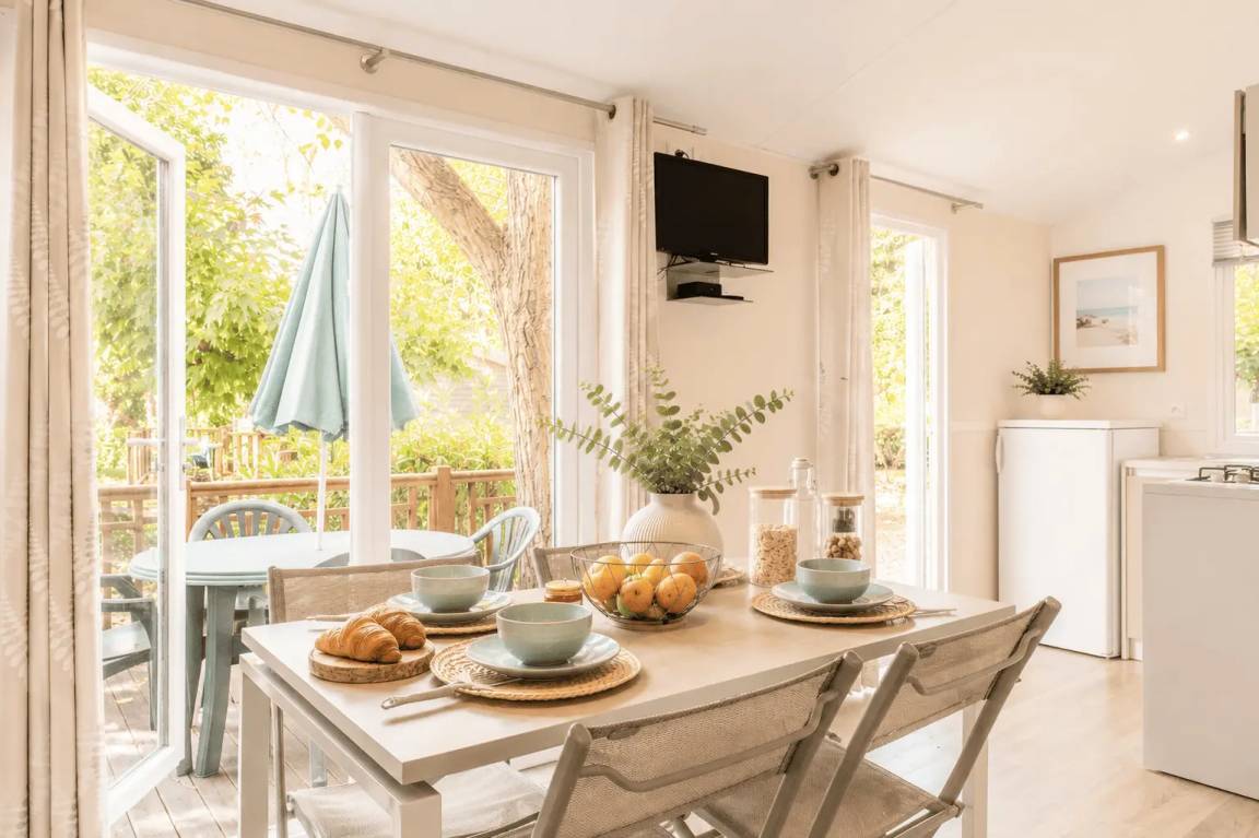30 M² Mobil-home ∙ 2 Chambres ∙ 4 Personnes - Fontvieille
