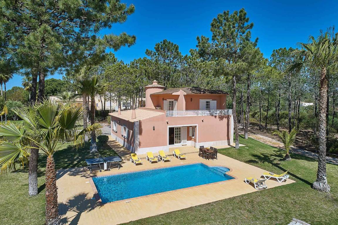 Villa ∙ 3 Bedrooms ∙ 6 Guests - Faro