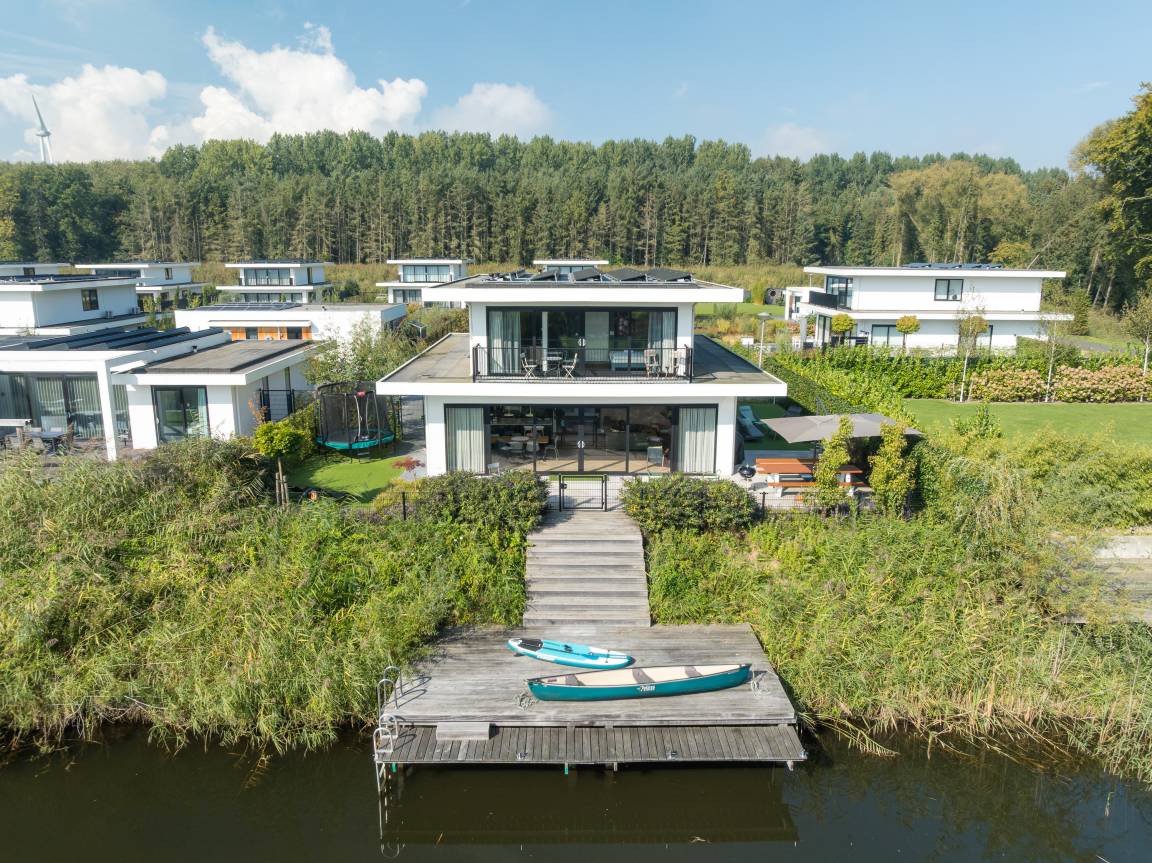 225 M² Bungalow ∙ 3 Habitaciones ∙ 10 Huéspedes - Zeewolde