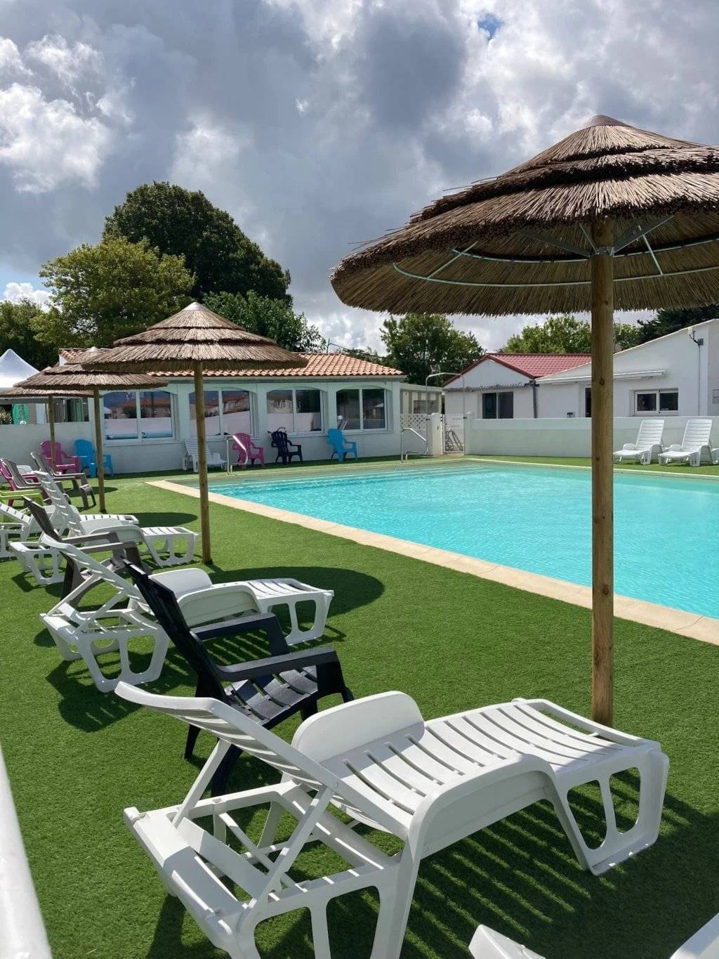 33 M² Camping ∙ 3 Chambres ∙ 6 Personnes - Saujon