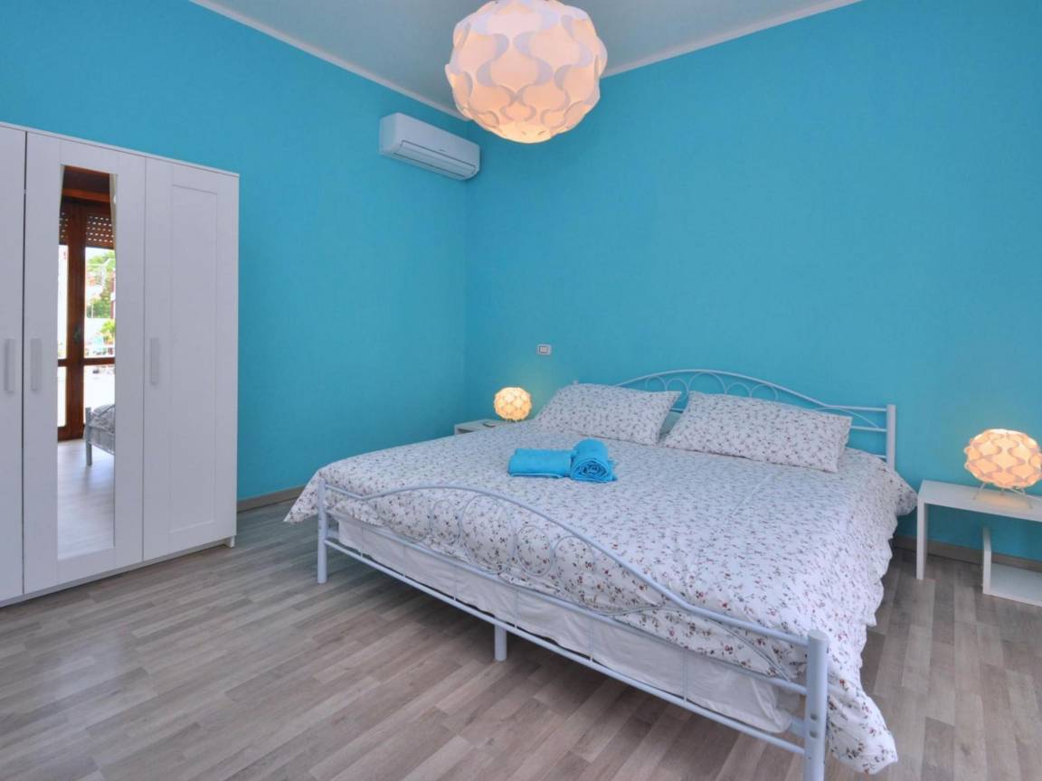 80 M² Apartment ∙ 3 Bedrooms ∙ 7 Guests - Paestum