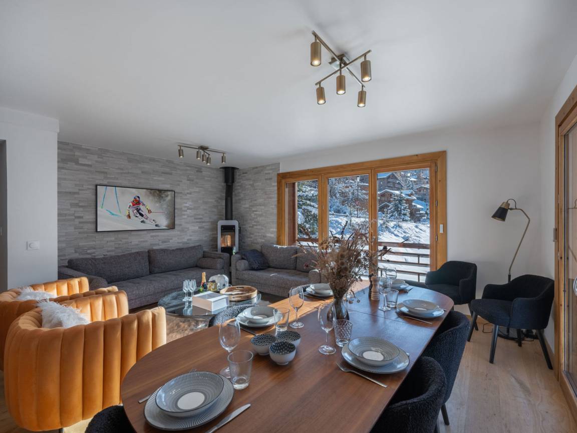 100 M² Chalet ∙ 4 Bedrooms ∙ 8 Guests - Courchevel 1850