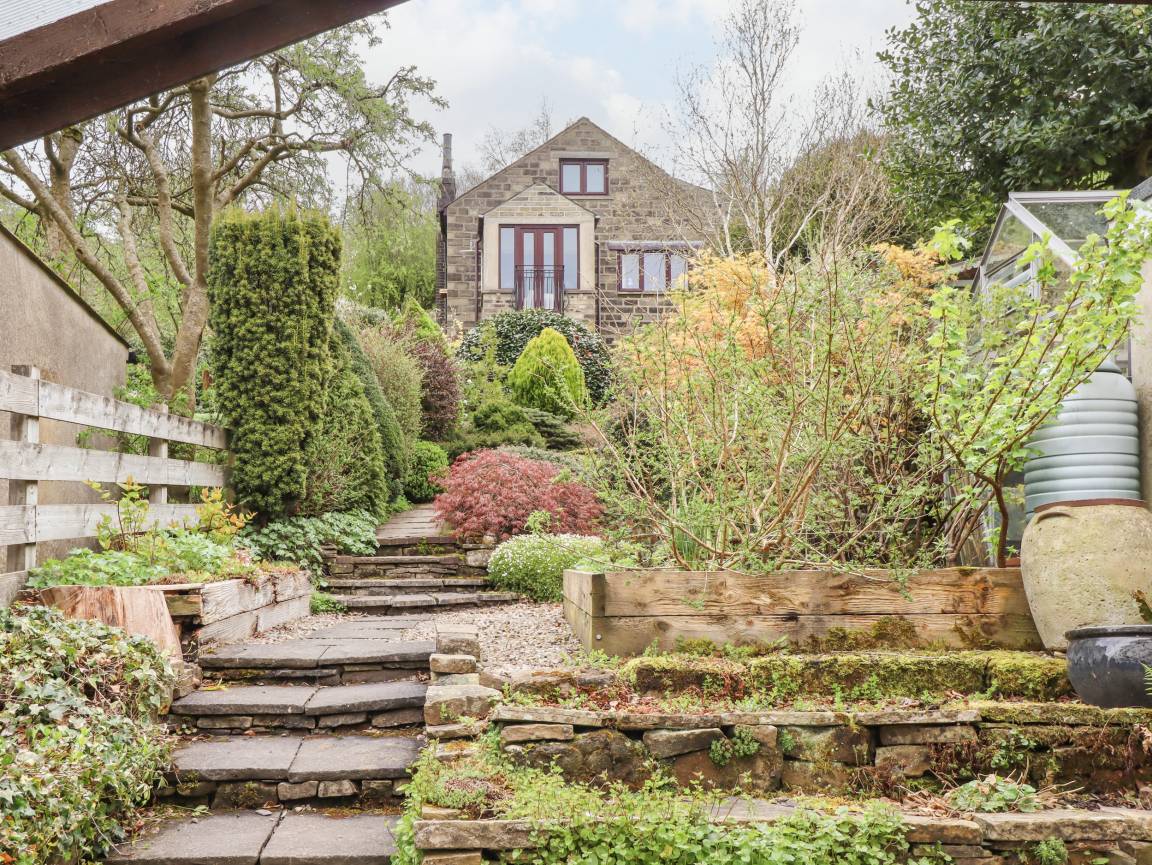 Cottage ∙ 2 Bedrooms ∙ 4 Guests - Haworth