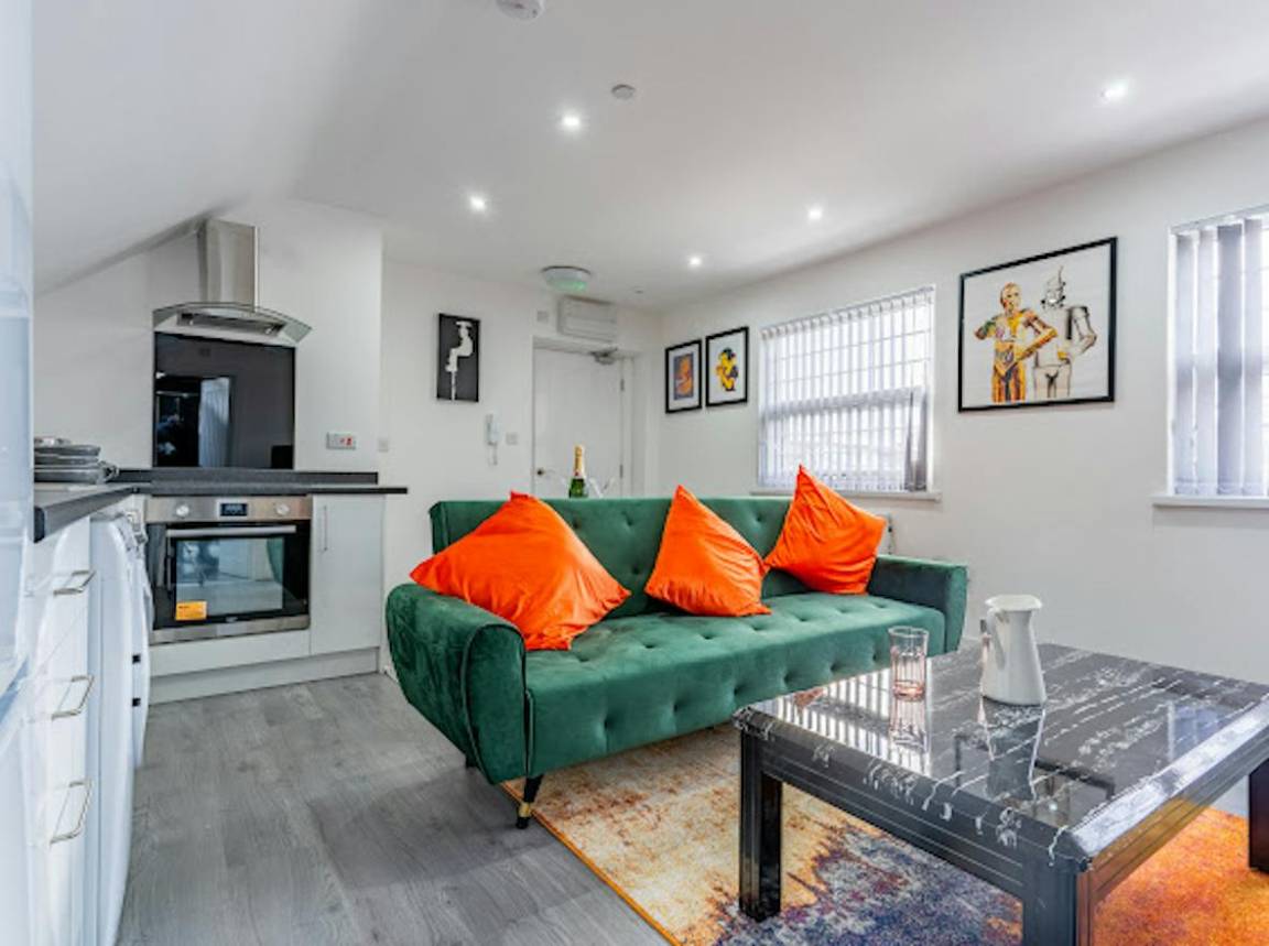 51 M² Apartment ∙ 1 Bedroom ∙ 4 Guests - New Street Station - Birmingham