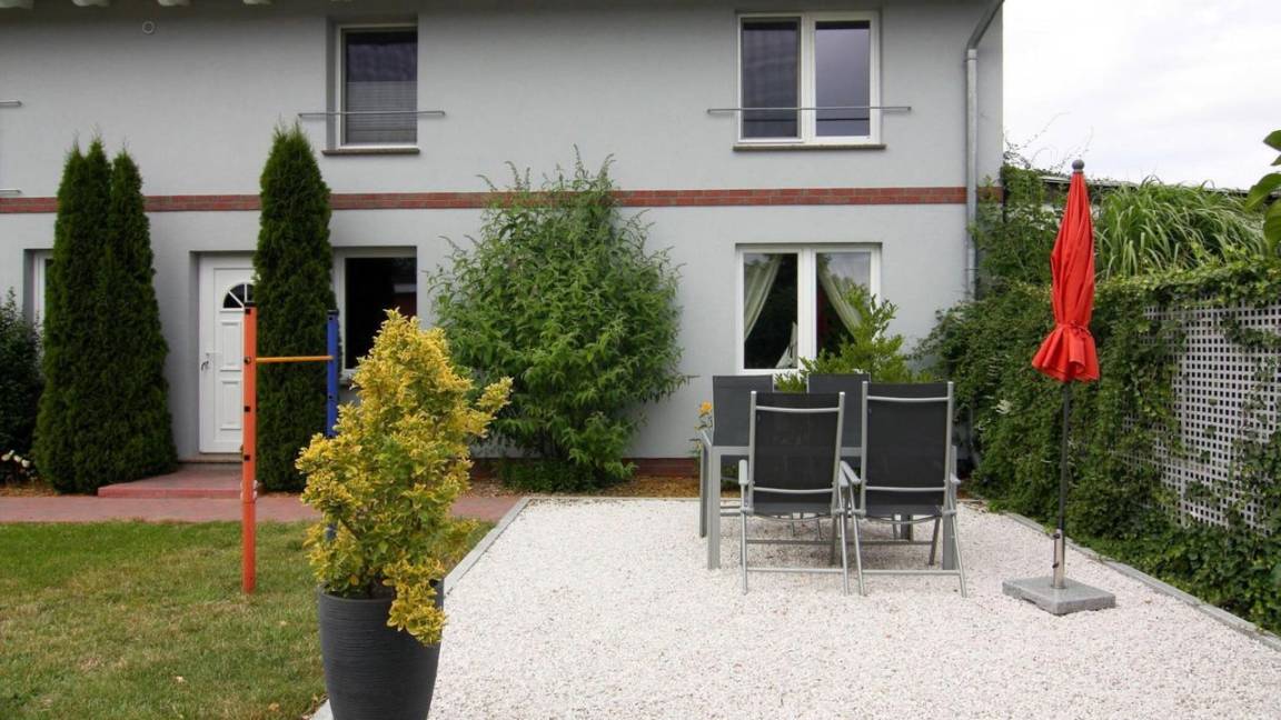 85 M² Ferienwohnung ∙ 2 Schlafzimmer ∙ 4 Gäste - Ribnitz-Damgarten