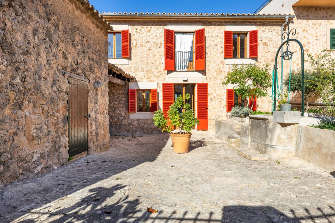 300 M² Ferienhaus ∙ 5 Schlafzimmer ∙ 6 Gäste - Playa de Palma