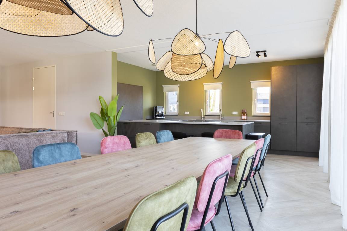 215 M² House ∙ 8 Bedrooms ∙ 16 Guests - Cadzand