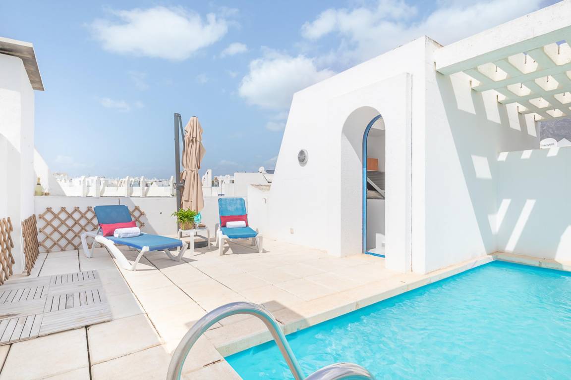 120 M² Chalet ∙ 2 Bedrooms ∙ 4 Guests - Marbella