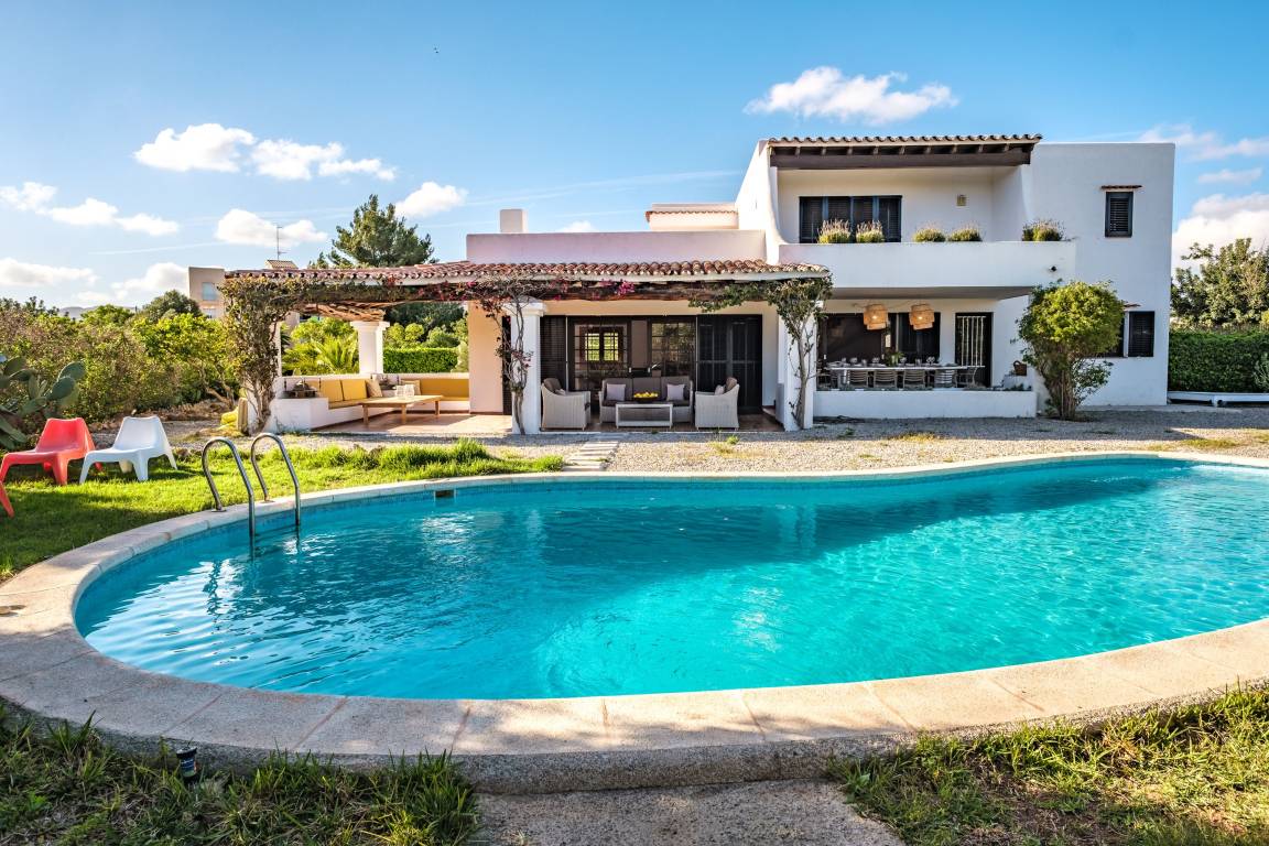 300 M² House ∙ 6 Bedrooms ∙ 12 Guests - Ibiza