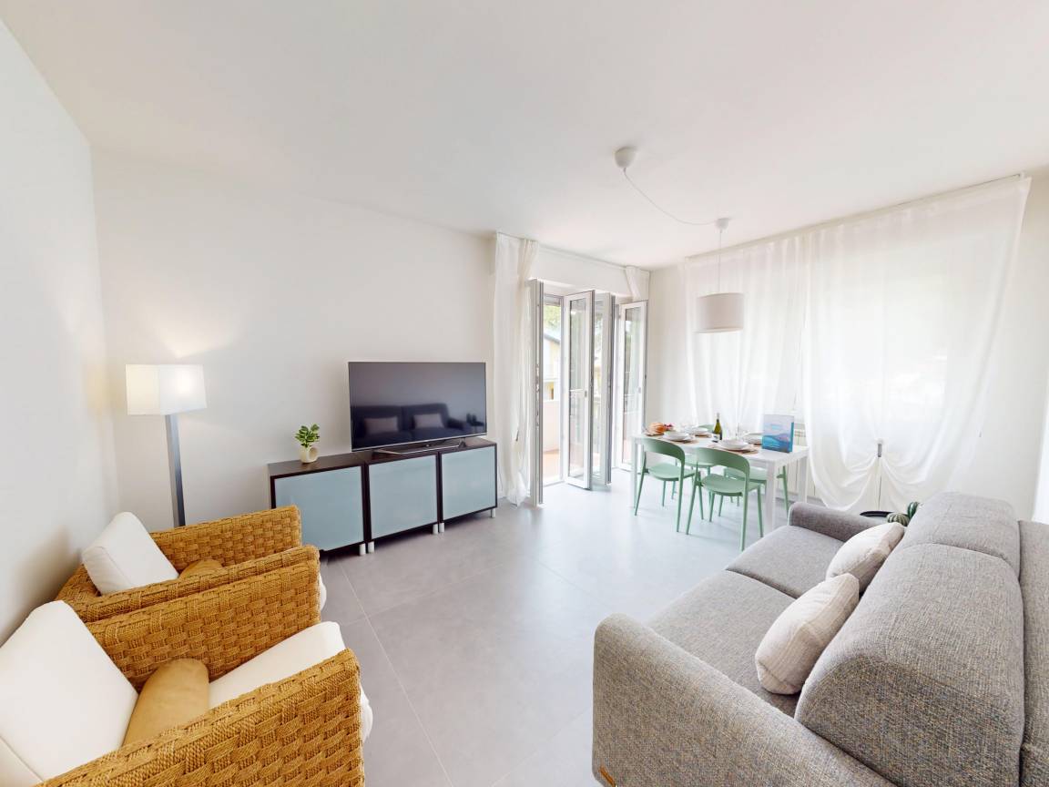 90 M² Apartment ∙ 2 Bedrooms ∙ 6 Guests - Desenzano del Garda