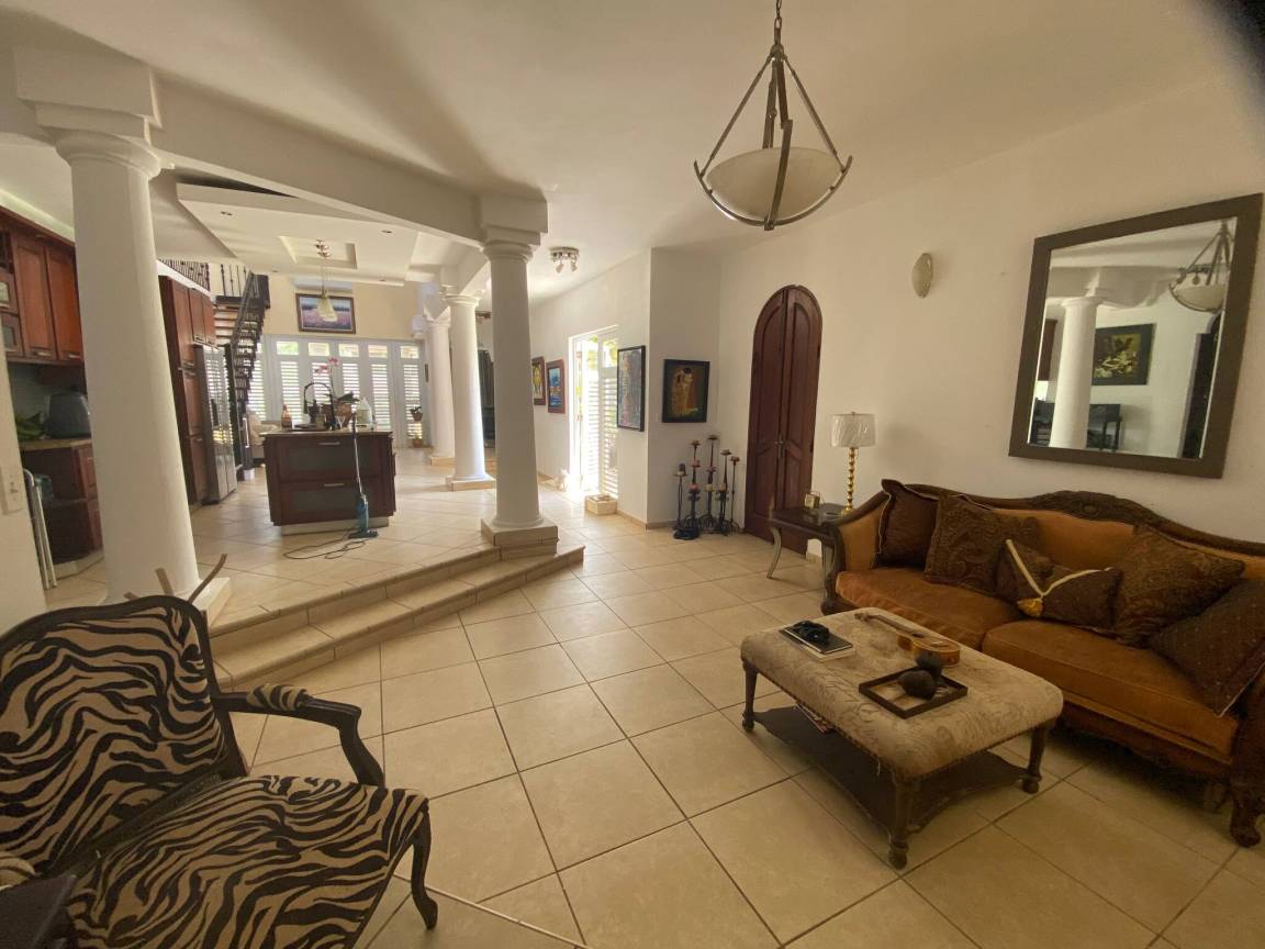 6800 M² Villa ∙ 4 Bedrooms ∙ 10 Guests - Puerto Rico
