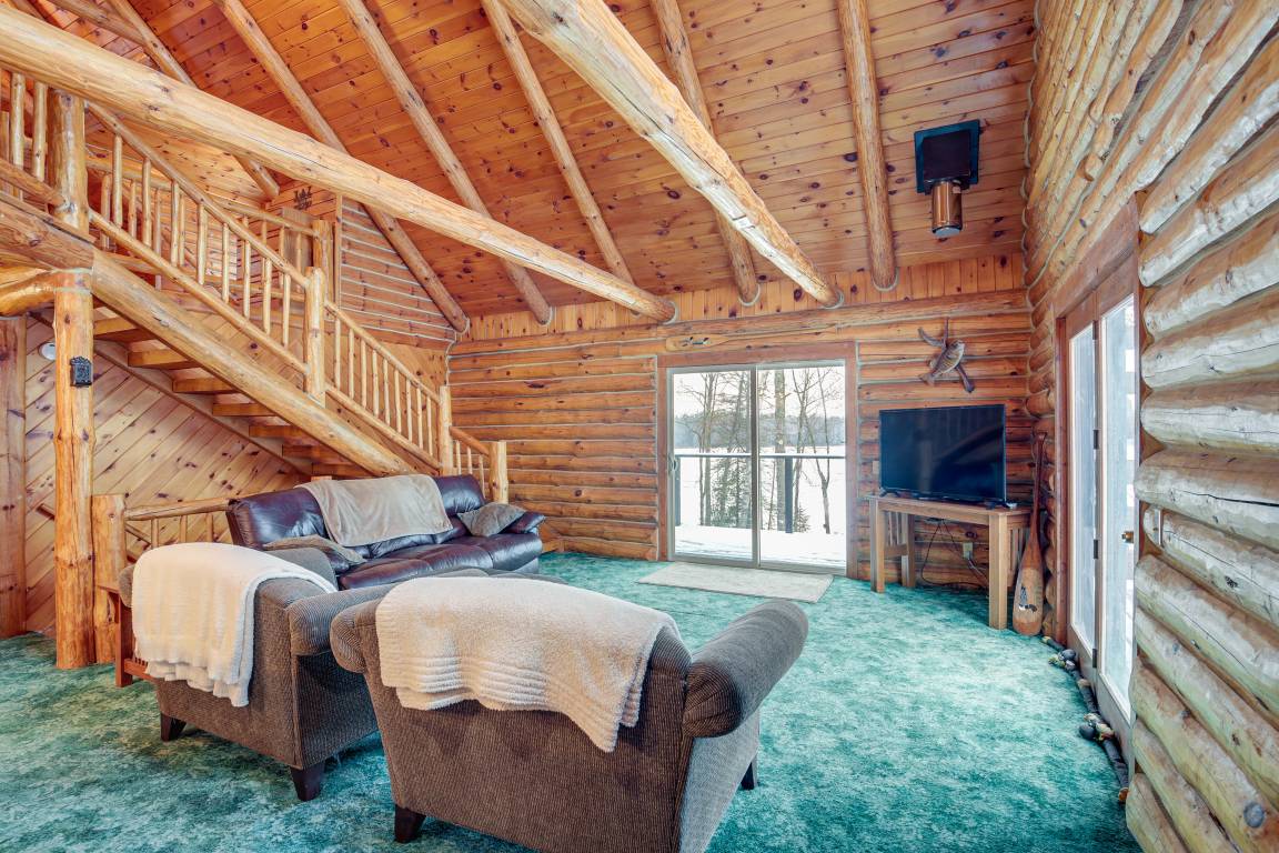 148 M² House ∙ 2 Bedrooms ∙ 6 Guests - Rhinelander, WI