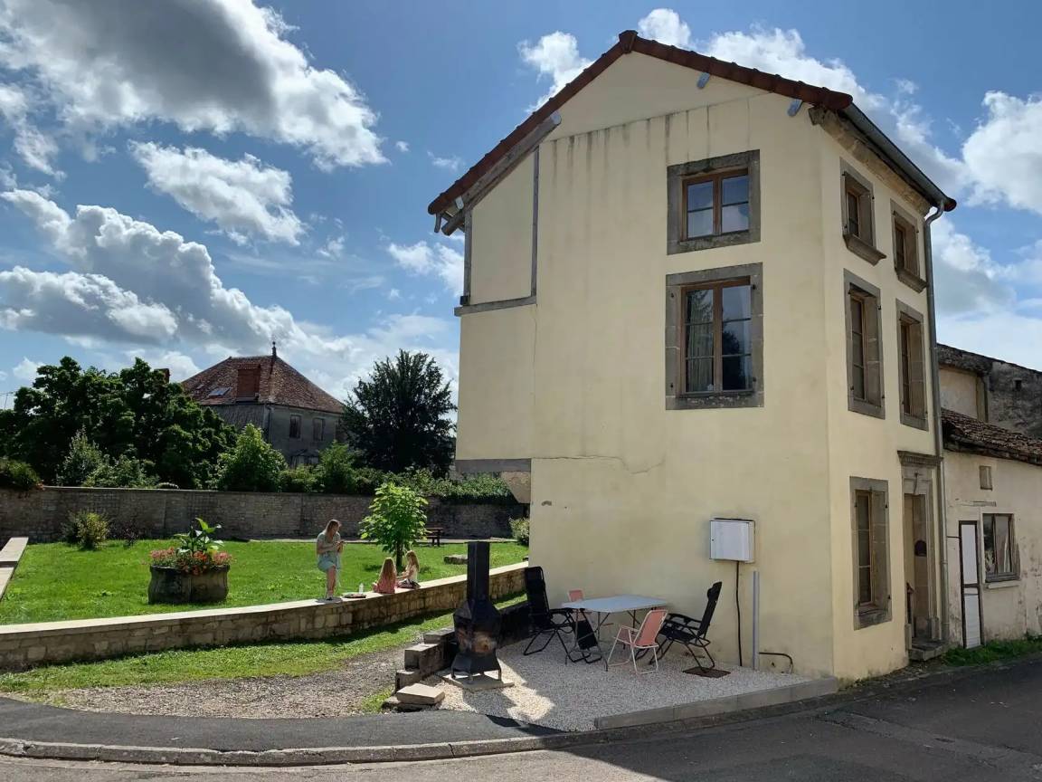 75 M² Maison De Vacances ∙ 1 Chambre ∙ 4 Personnes - Bourbonne-les-Bains