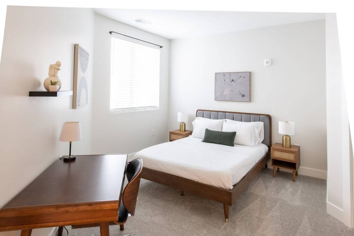 Apartment ∙ 1 Bedroom ∙ 2 Guests - Cold Spring, KY