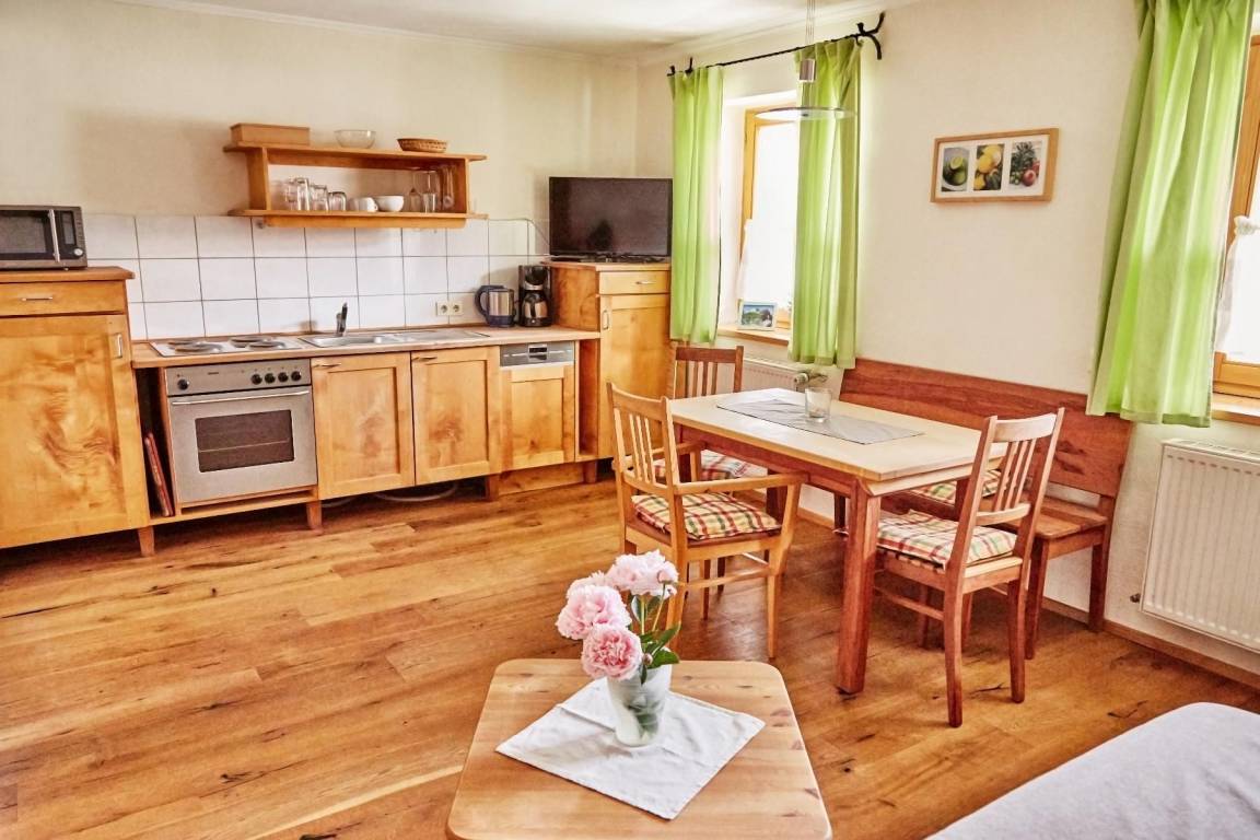 70 M² Apartment ∙ 2 Bedrooms ∙ 4 Guests - Passau