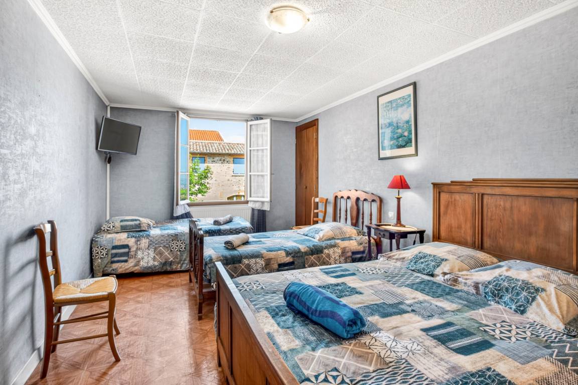 20 M² Chambre D'hôtes ∙ 1 Chambre ∙ 4 Personnes - Rhône