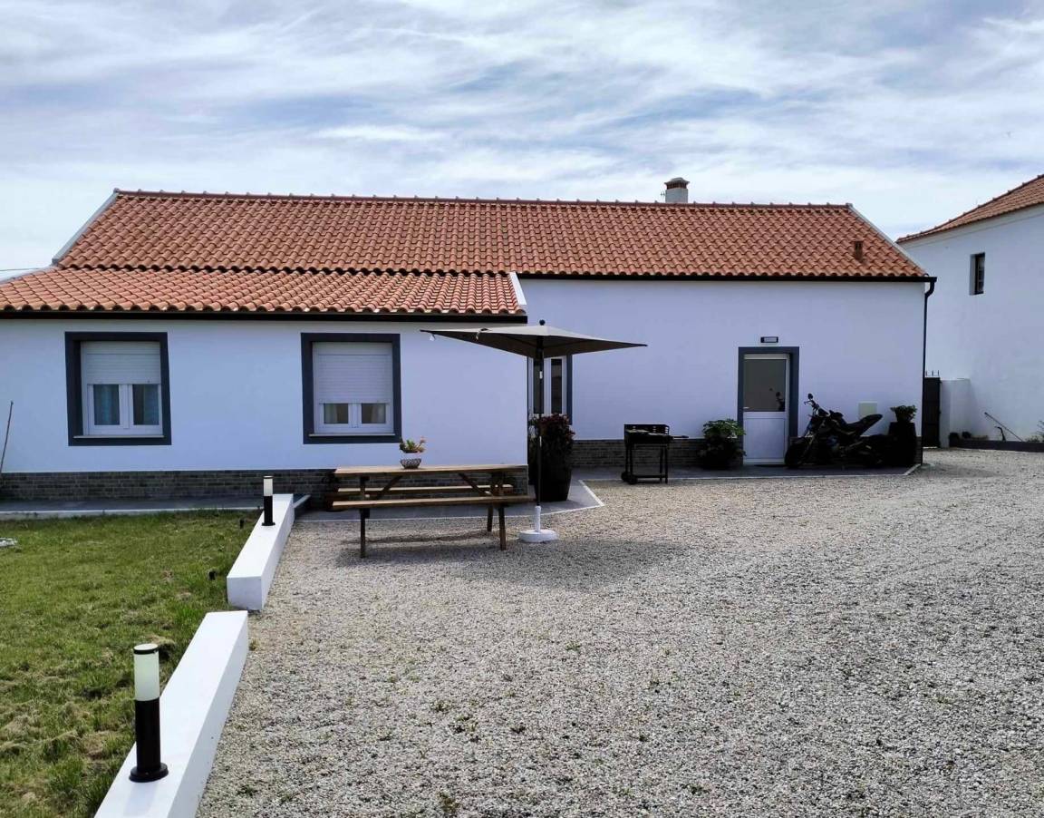 75 M² Maison De Vacances ∙ 2 Chambres ∙ 4 Personnes - Óbidos