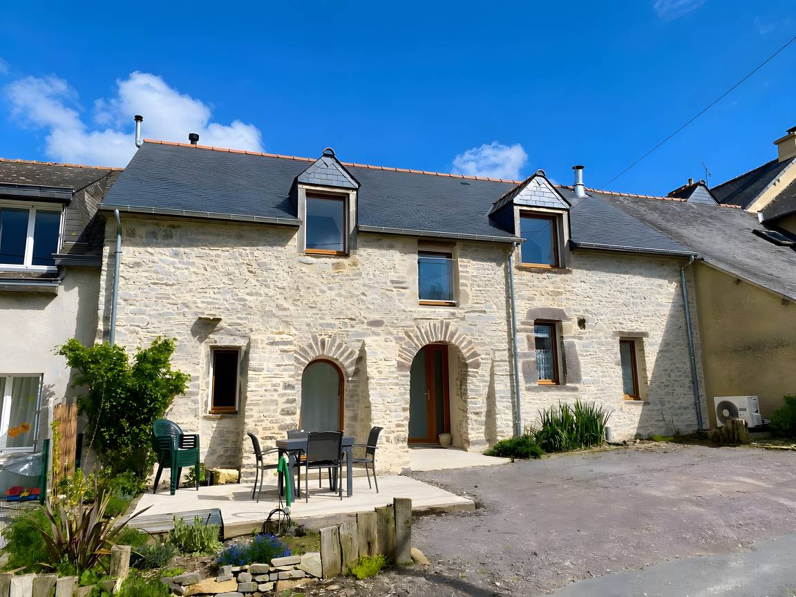 108 M² Maison De Vacances ∙ 4 Chambres ∙ 8 Personnes - Guichen