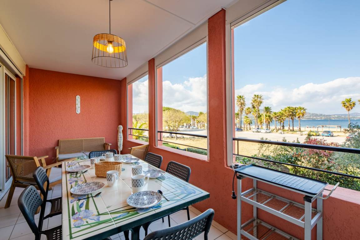 40 M² Ferienwohnung ∙ 1 Schlafzimmer ∙ 6 Gäste - Grimaud