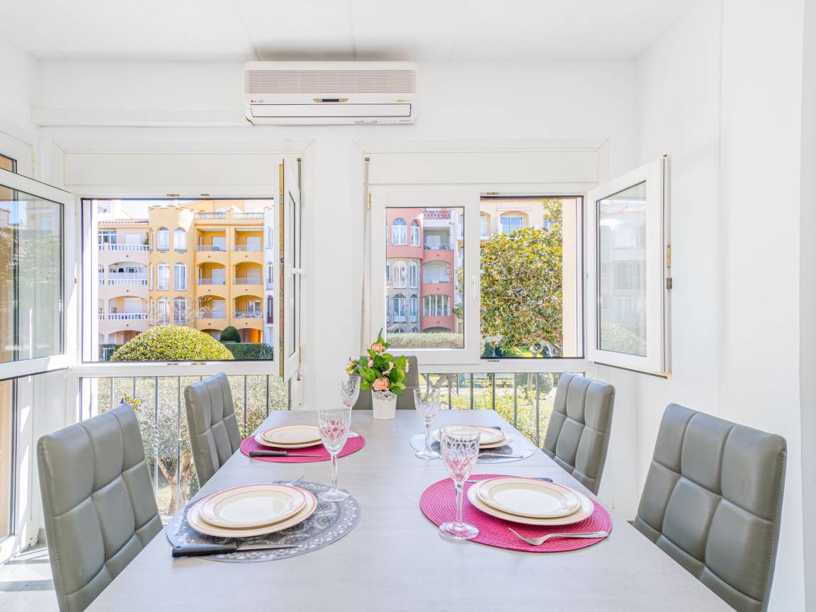 49 M² Appartement ∙ 2 Chambres ∙ 6 Personnes - Empuriabrava