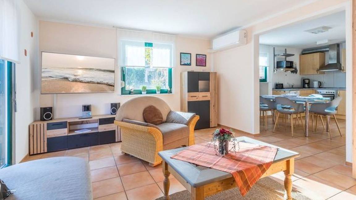 90 M² Ferienhaus ∙ 3 Schlafzimmer ∙ 6 Gäste - Ostseebad Boltenhagen