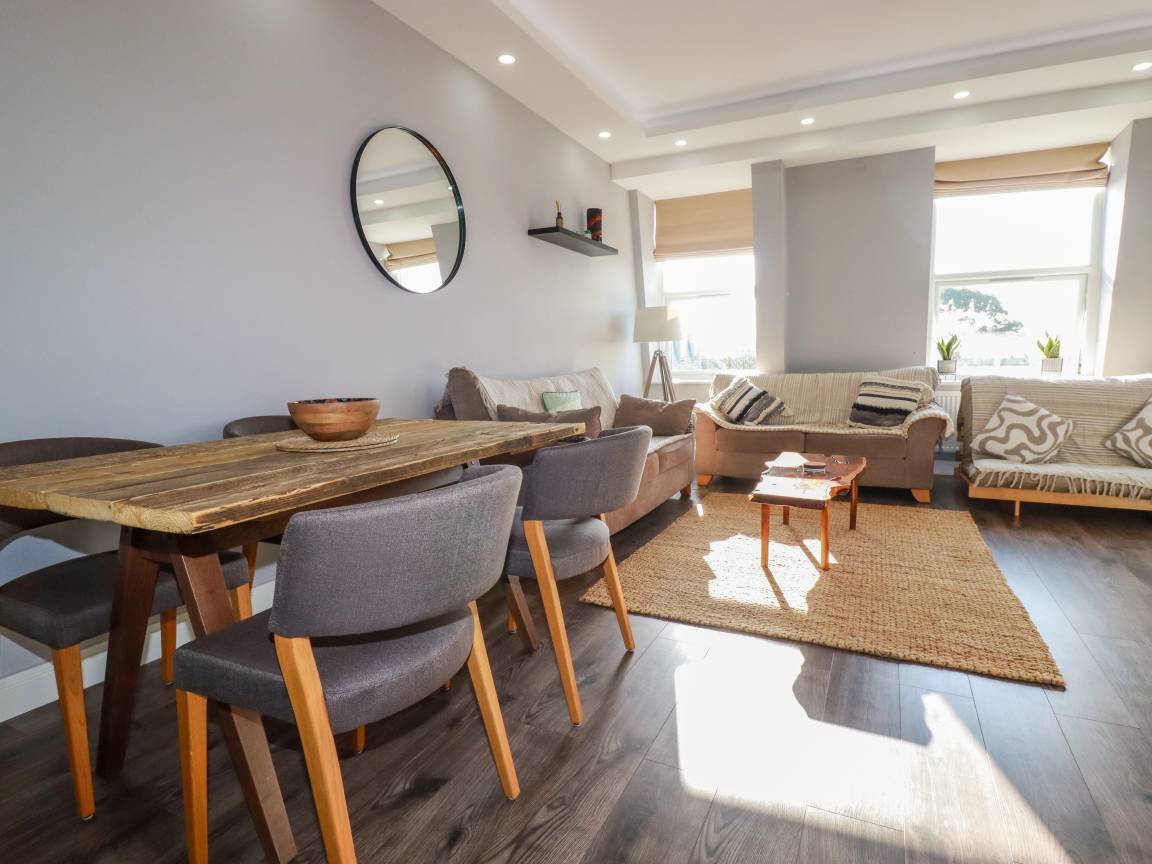 Cottage ∙ 2 Bedrooms ∙ 4 Guests - St Austell