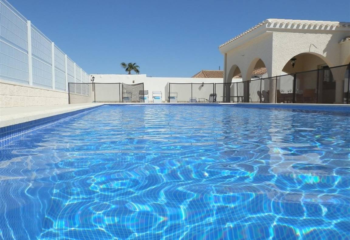 170 M² Villa ∙ 5 Chambres ∙ 11 Personnes - Torrevieja