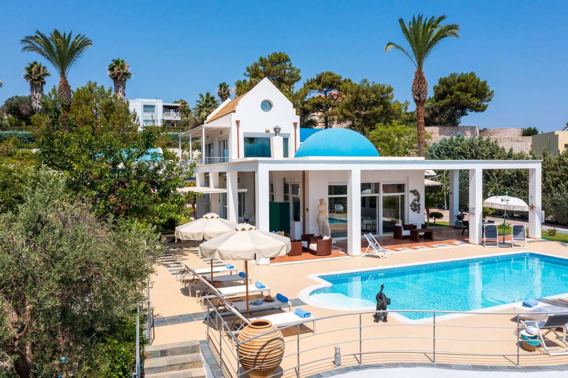 450 M² Villa ∙ 5 Bedrooms ∙ 14 Guests - Rhodes (Greece)