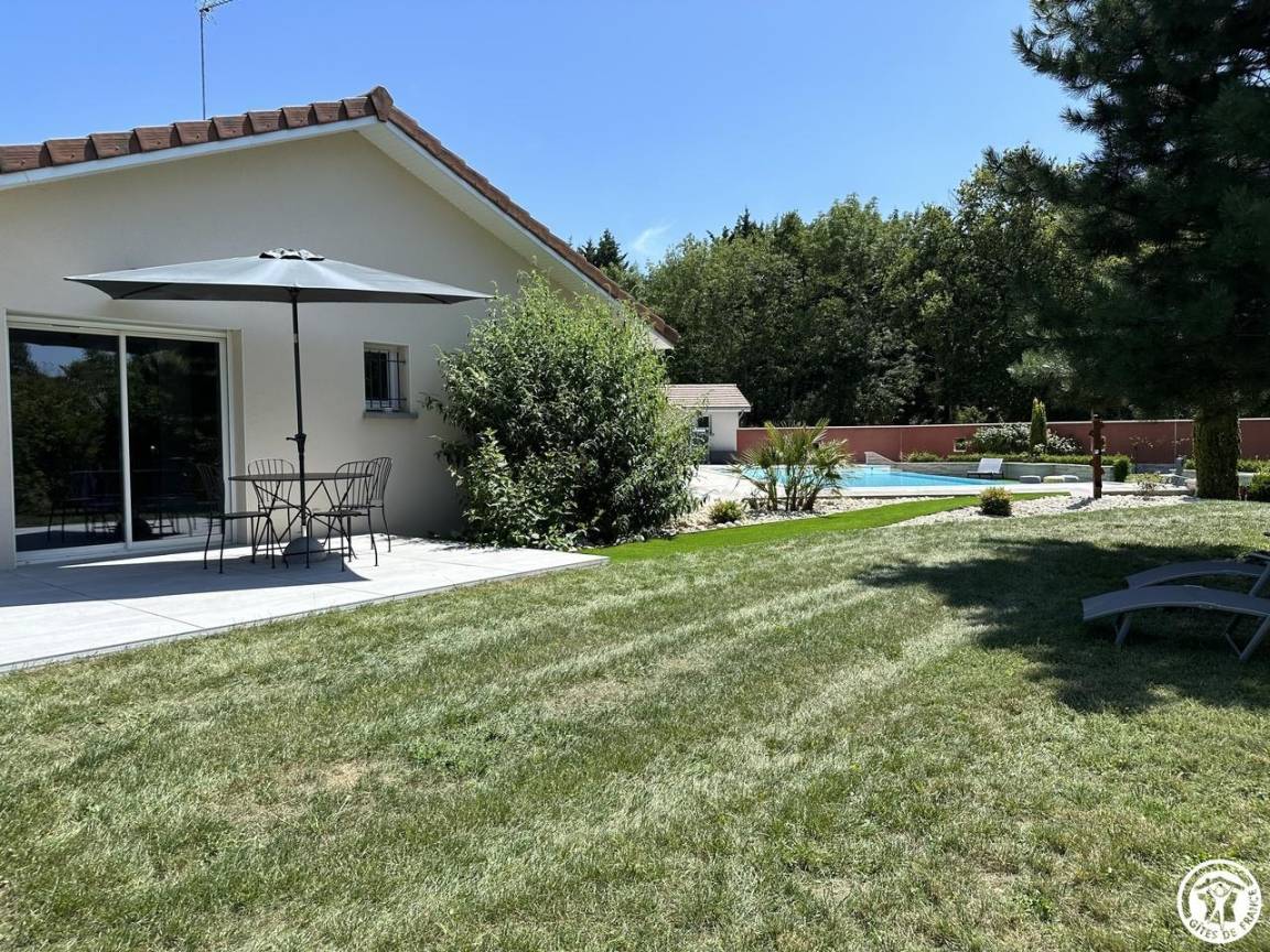 48 M² Gîte ∙ 1 Chambre ∙ 4 Personnes - Bourg-en-Bresse