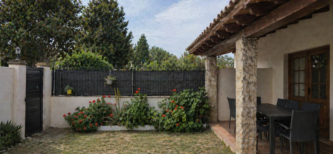 120 M² Chalet ∙ 4 Bedrooms ∙ 8 Guests - Palma