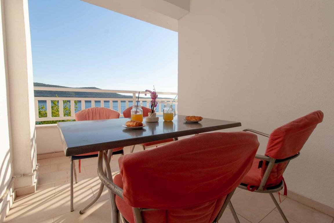 38 M² Ferienwohnung ∙ 1 Schlafzimmer ∙ 4 Gäste - Neum