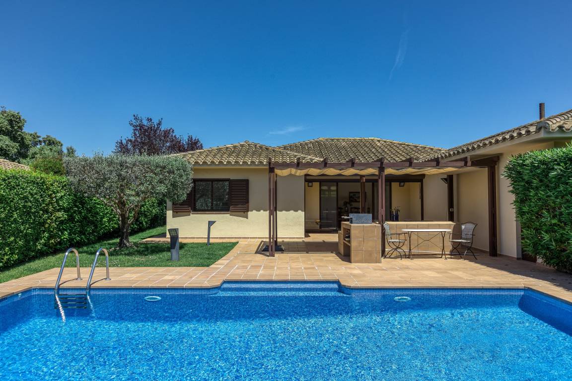175 M² Villa ∙ 3 Habitaciones ∙ 6 Huéspedes - Figueres