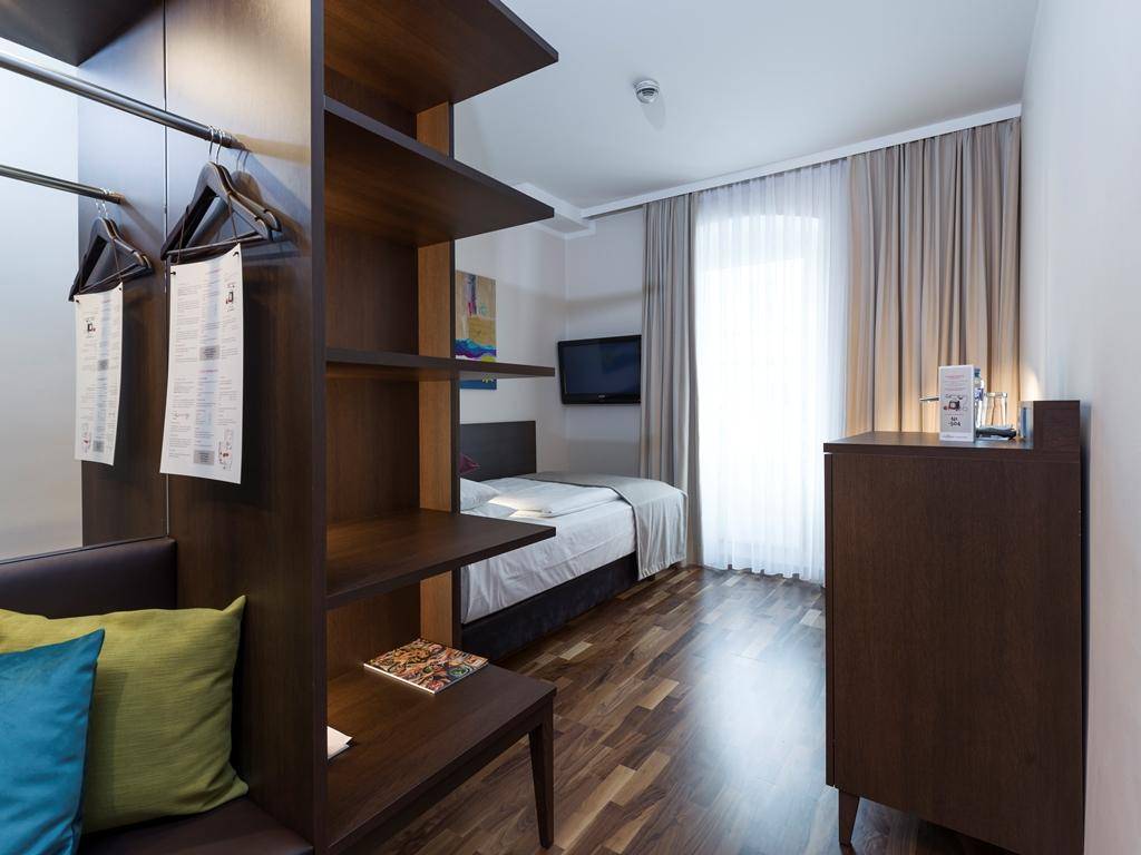 15 M² Hotel ∙ 1 Bedroom ∙ 1 Guest - Klagenfurt am Wörthersee