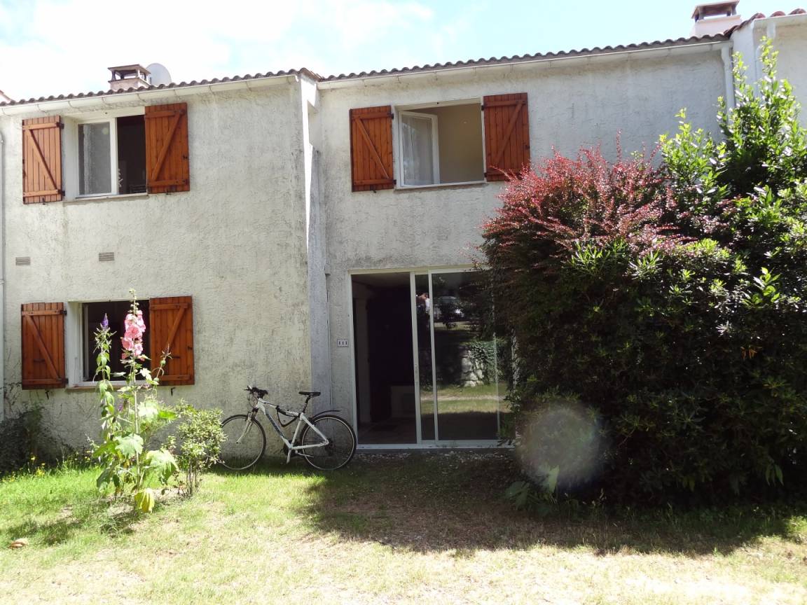 80 M² House ∙ 3 Bedrooms ∙ 8 Guests - La Palmyre