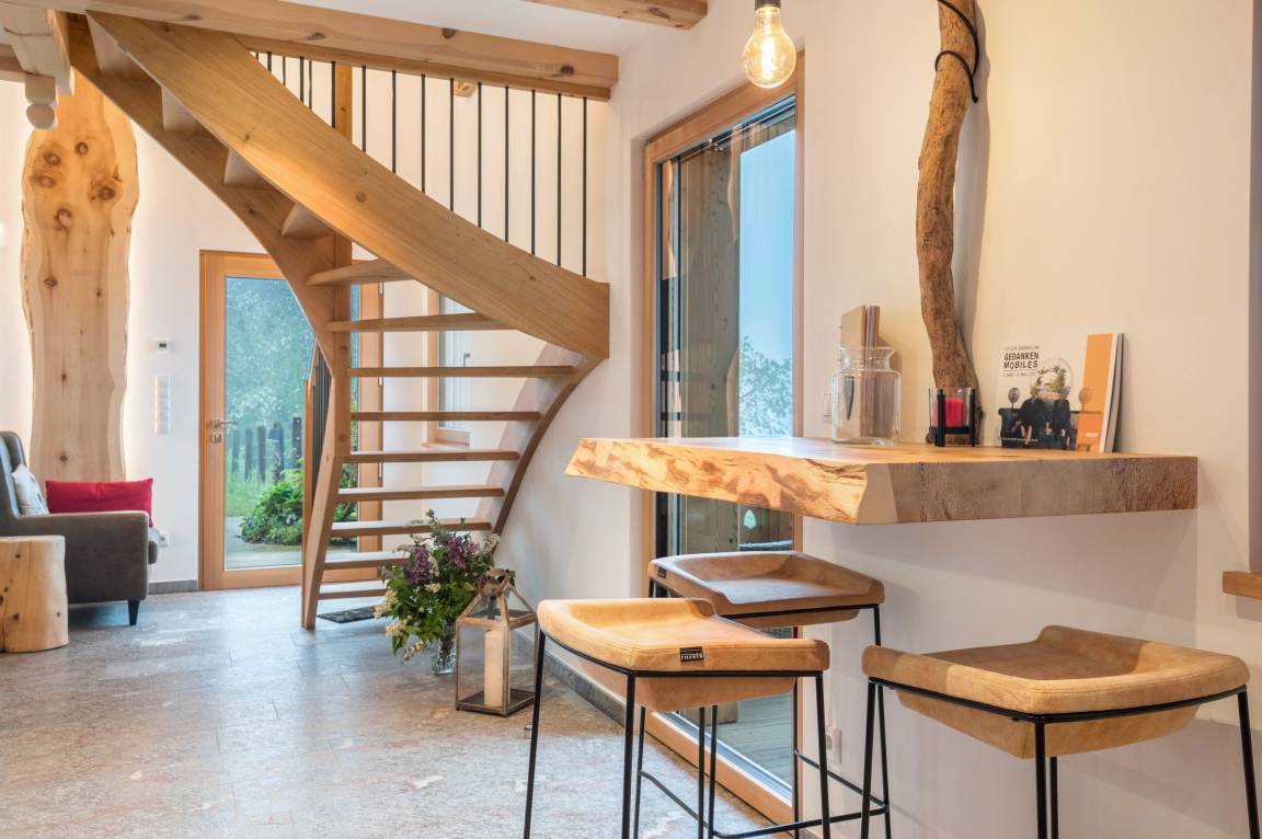 90 M² Chalet ∙ 2 Schlafzimmer ∙ 4 Gäste - Latemar