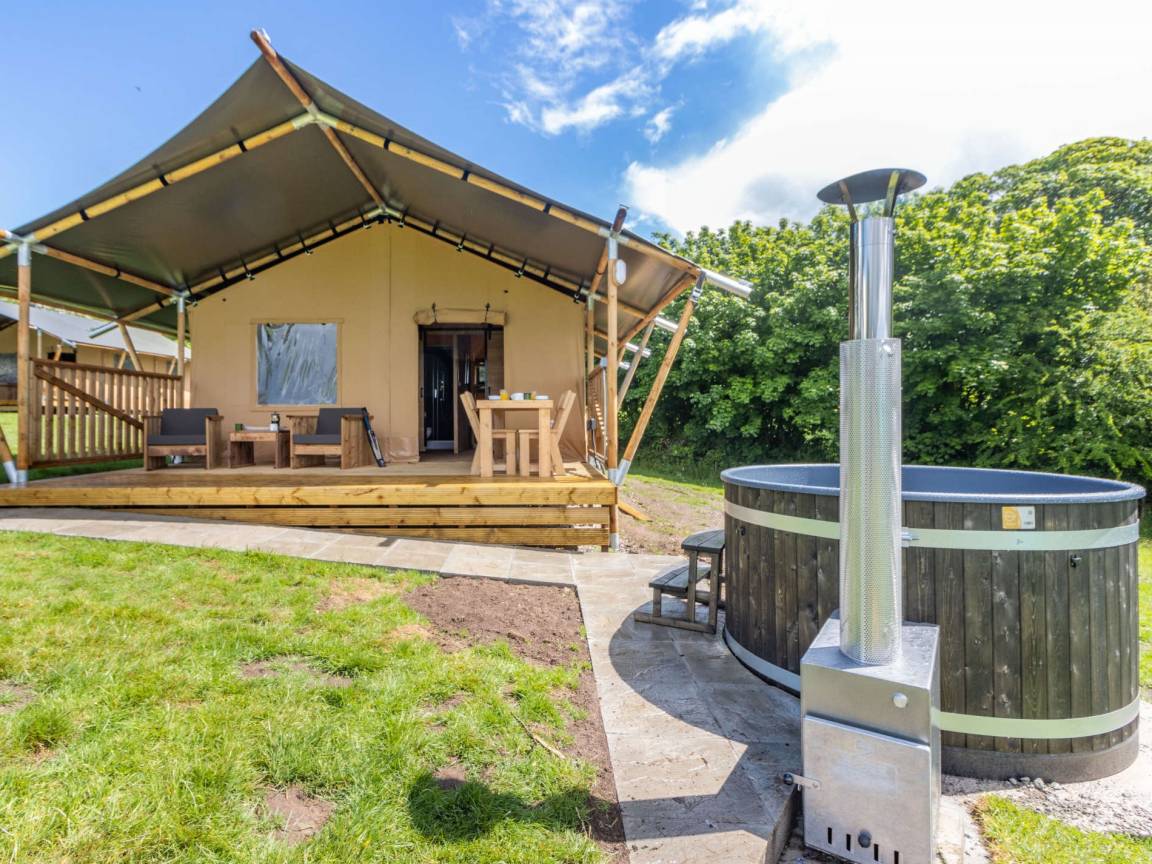 Cottage ∙ 2 Bedrooms ∙ 4 Guests - Plymouth