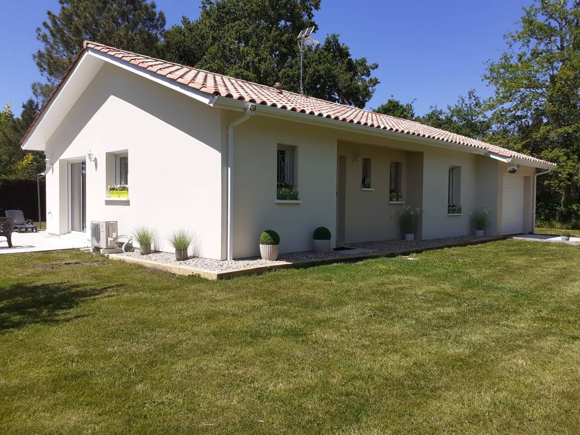 90 M² Maison De Vacances ∙ 3 Chambres ∙ 7 Personnes - Parentis-en-Born