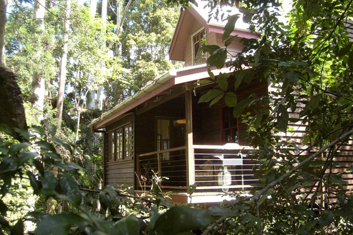 House ∙ 1 Bedroom ∙ 3 Guests - Samford Valley