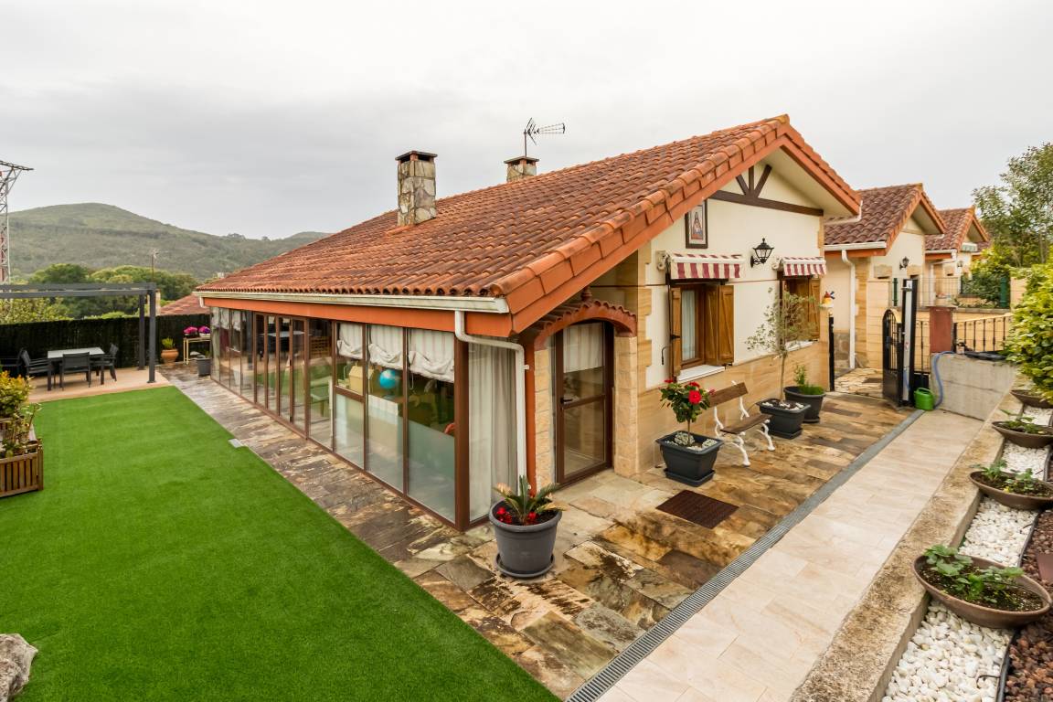 100 M² Maison De Vacances ∙ 2 Chambres ∙ 4 Personnes - Noja