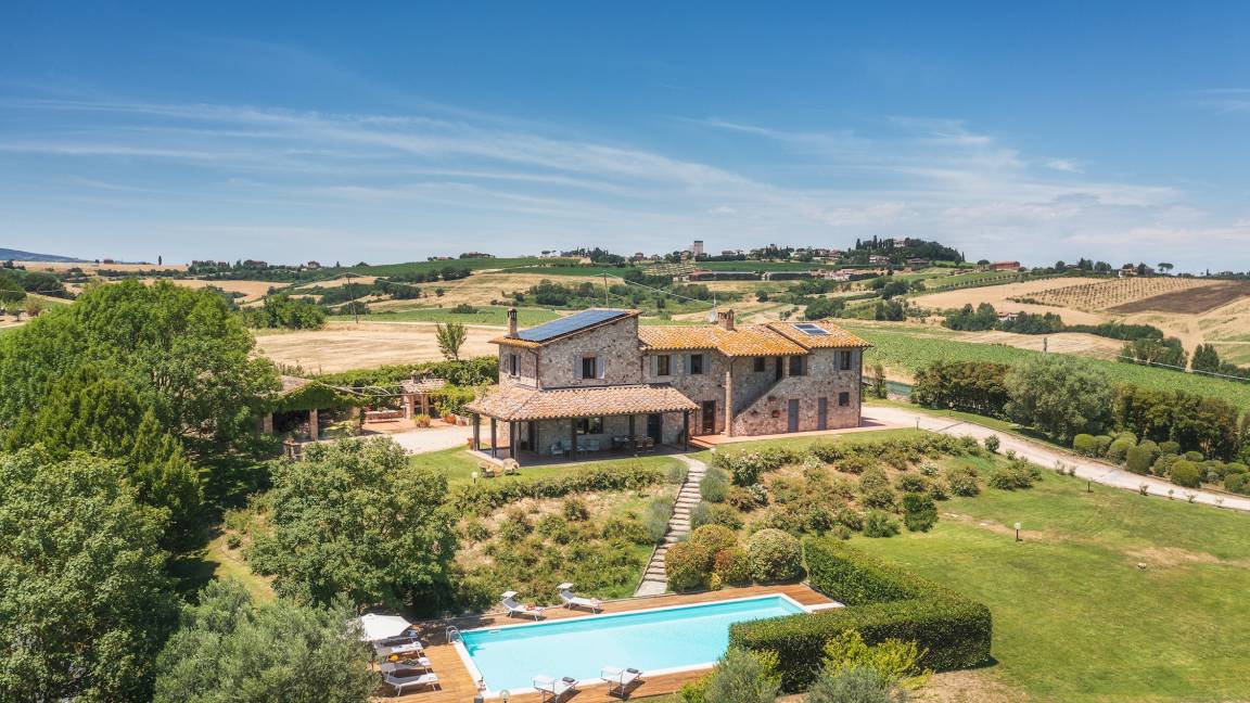 300 M² Villa ∙ 4 Slaapkamers ∙ 8 Gasten - Perugia