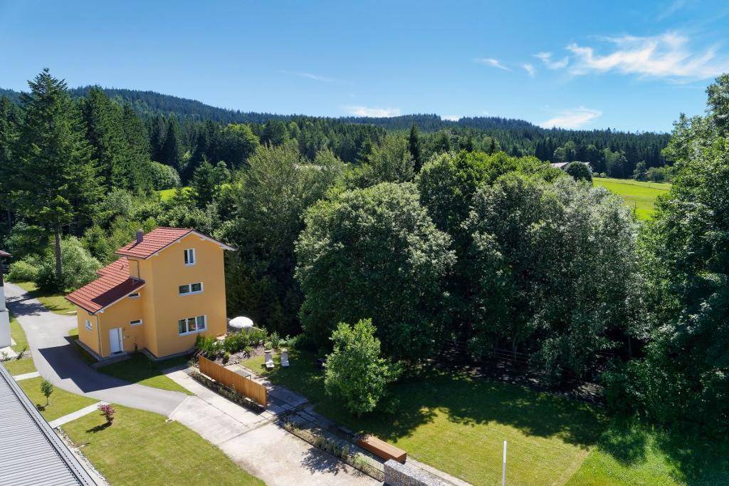 160 M² Ferienhaus ∙ 3 Schlafzimmer ∙ 8 Gäste - Bodenmais