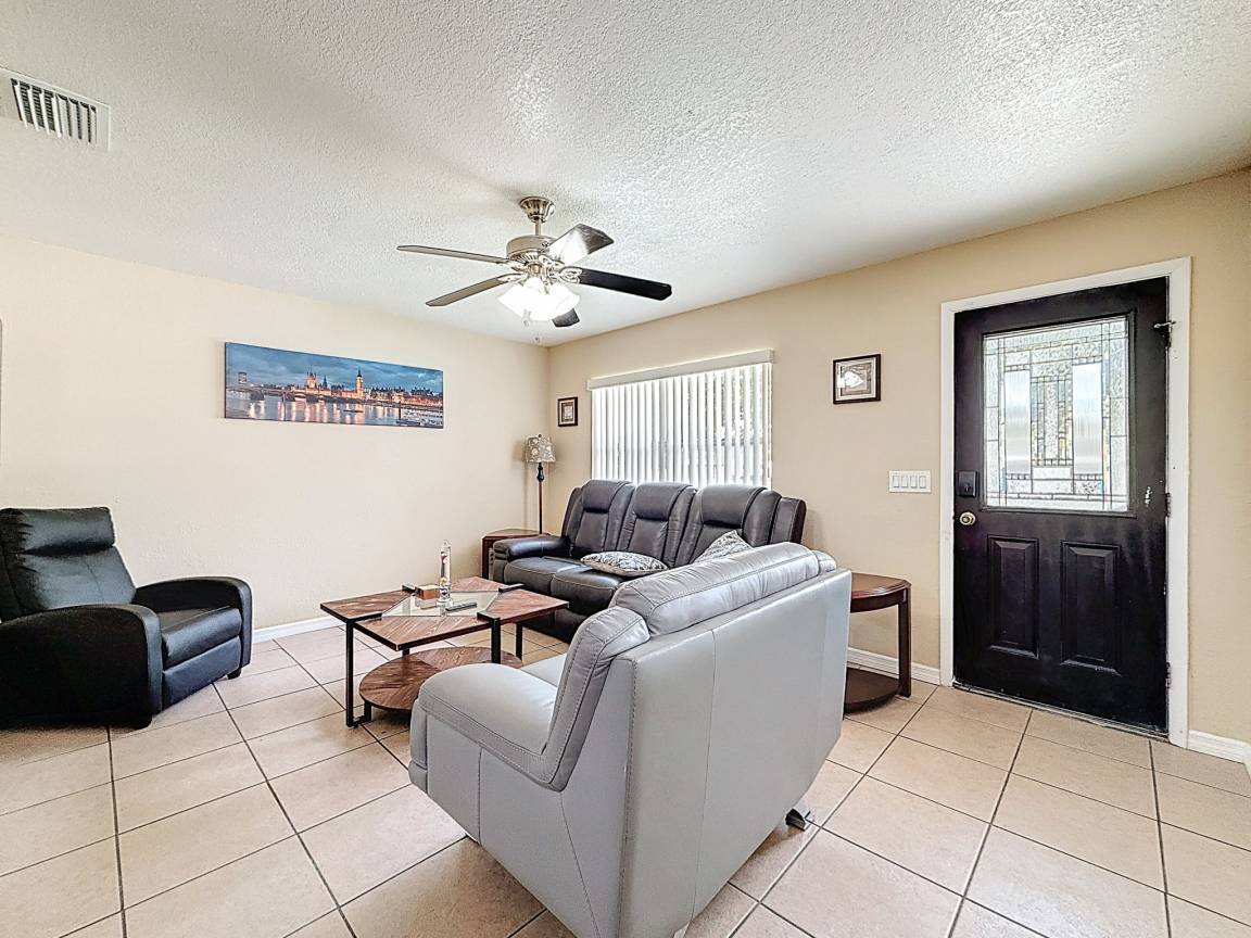 113 M² House ∙ 2 Bedrooms ∙ 4 Guests - Tampa, FL
