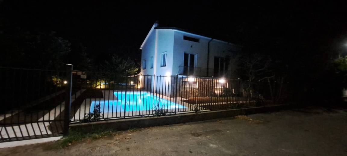 Villa ∙ 3 Bedrooms ∙ 9 Guests - Fontanella